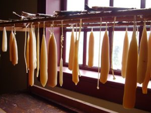 Candle Making in Colonial America - Pioneerthinking.com